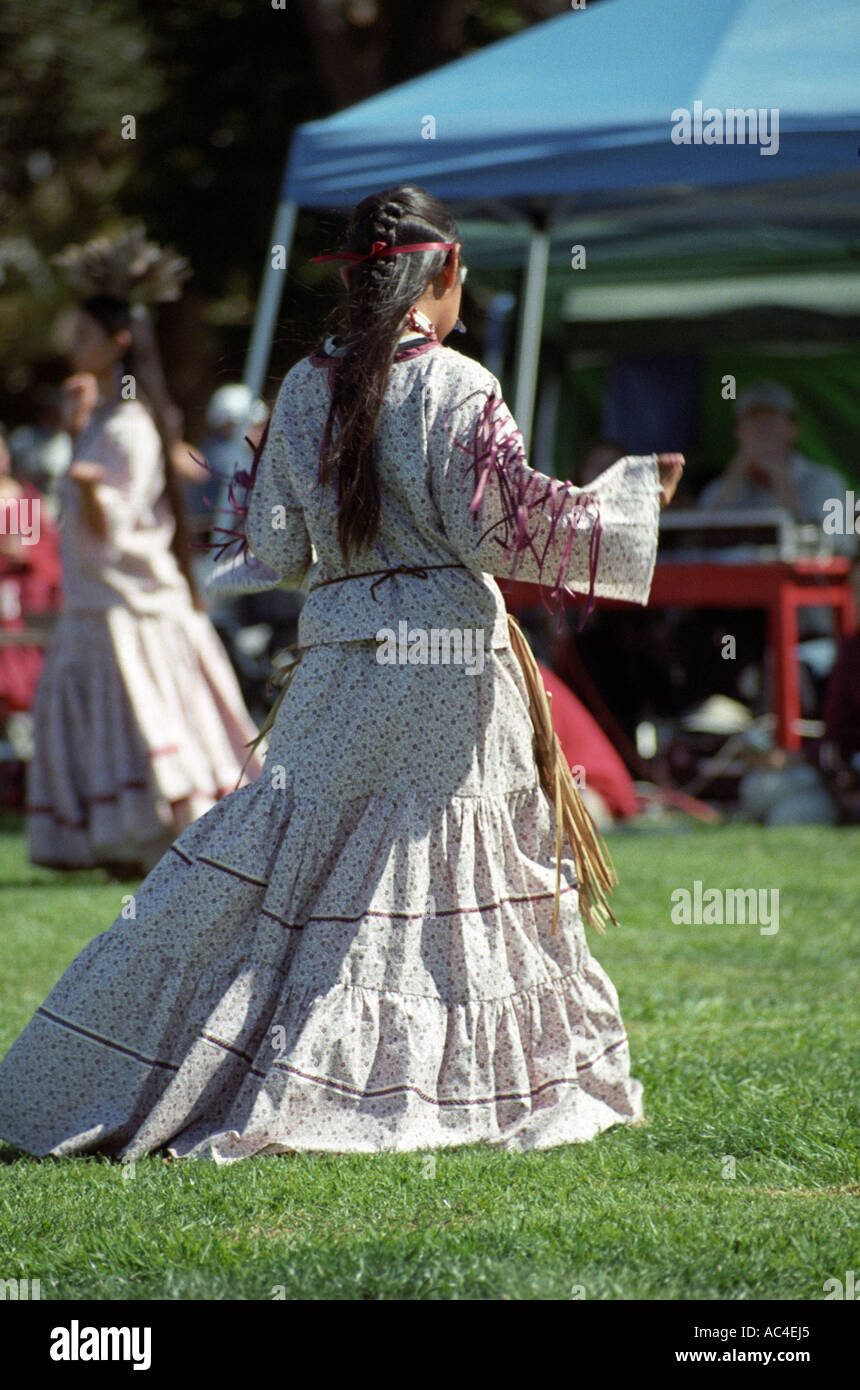 Pomo indian hi-res stock photography and images - Alamy