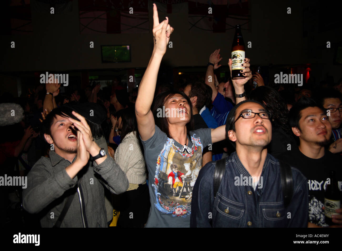 Japanese fans celebrate their goal in 1-4 defeat vs Brazil, 2006 World ...