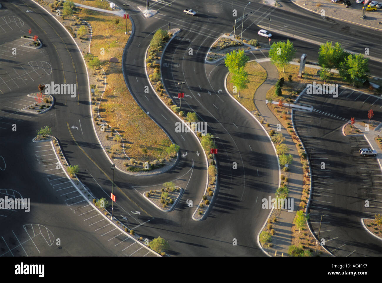 Population growth curve hi-res stock photography and images - Alamy