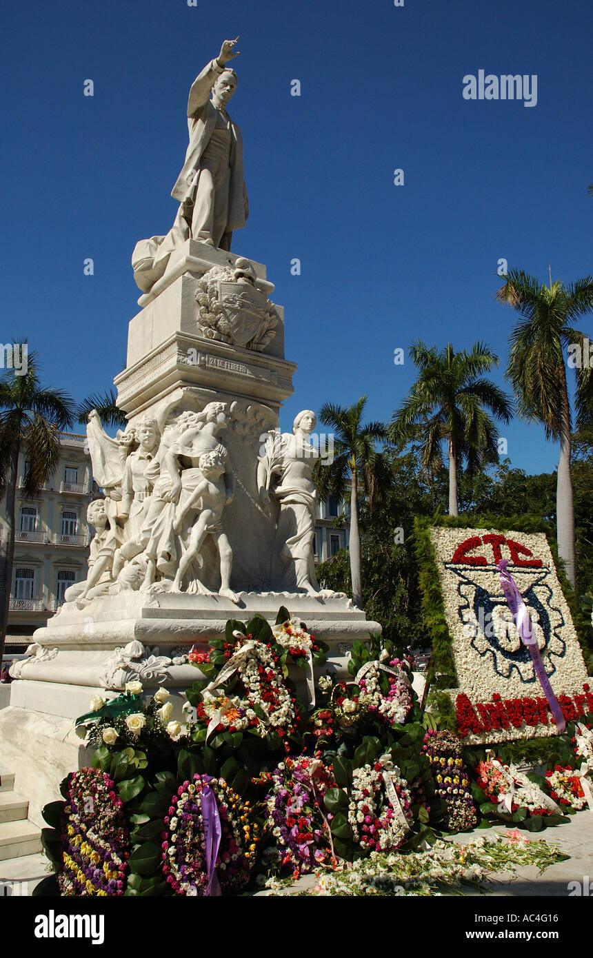 Statue of Jose Marti Cuban Stock Photo - Alamy