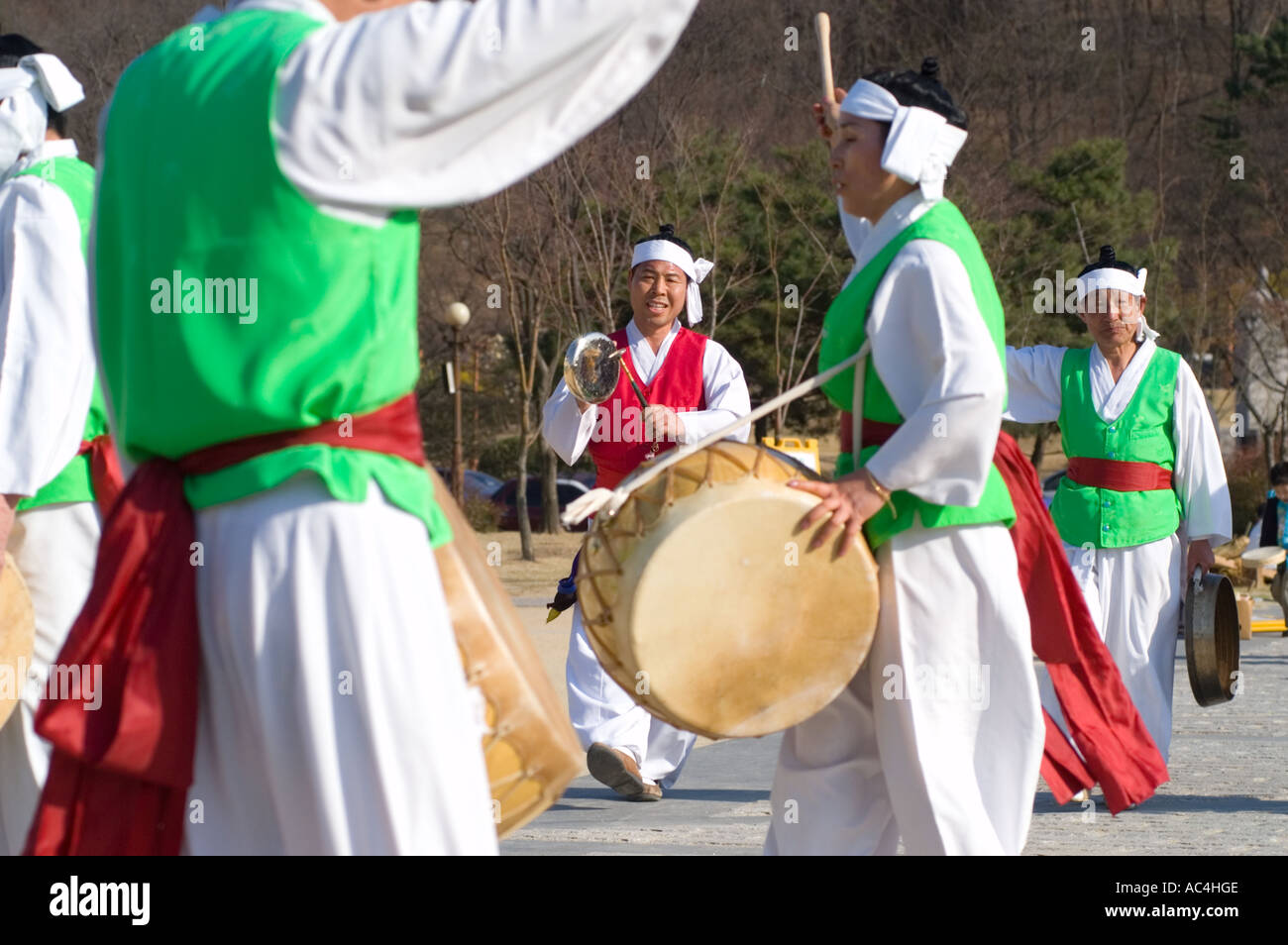 A traditional Korean drum performance in Daegu, South Korea Stock Photo ...