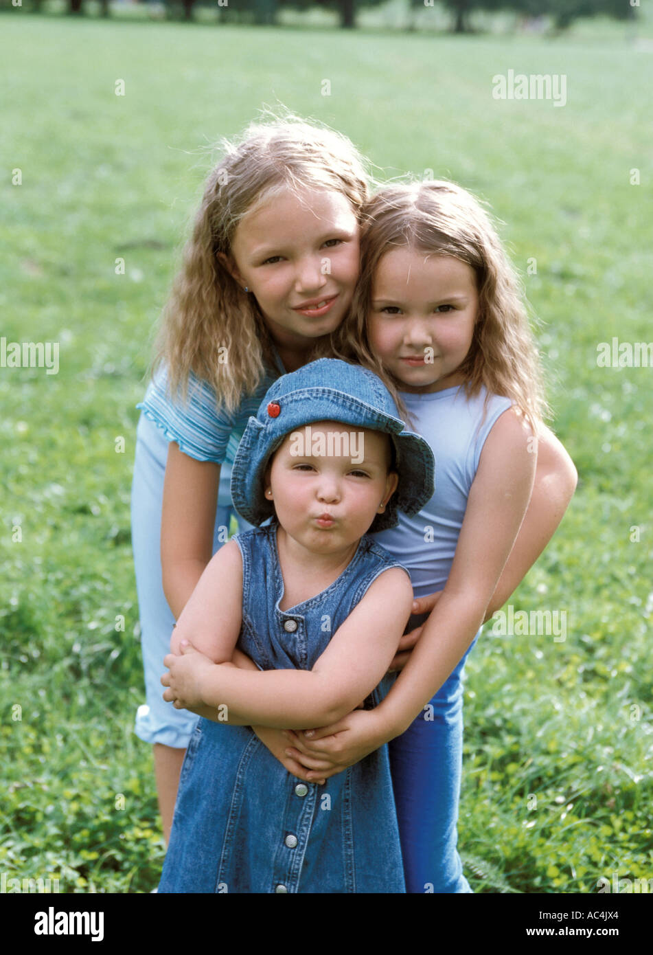 girls hugging each other Stock Photo - Alamy