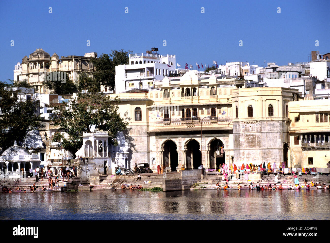India Rajasthan Udaipur Lake Picola old Town City Stock Photo - Alamy