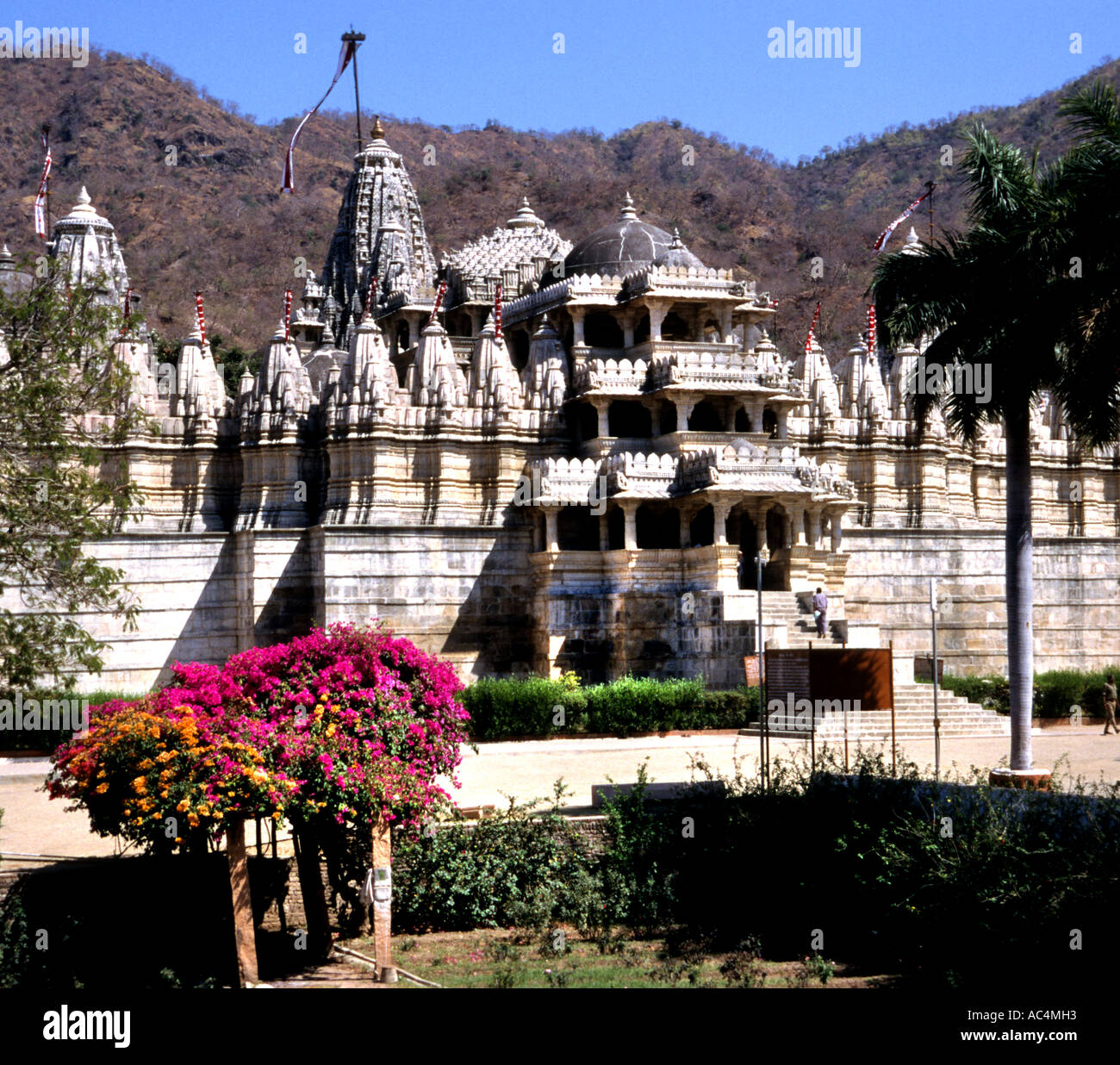 Ranakpur Chaumukha four faced temple 1439 Mahavir - Vardhamāna Mahāvīra ...