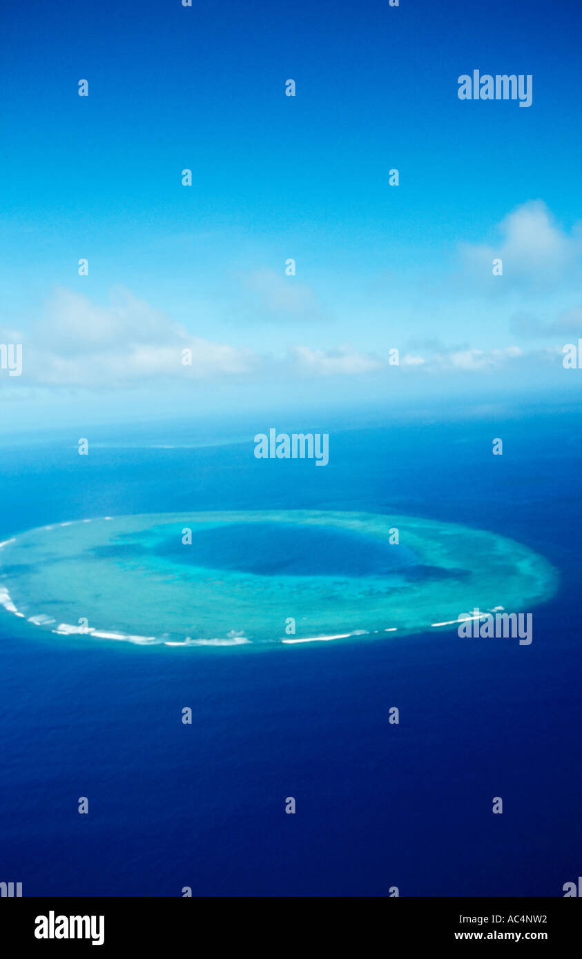 Fiji pacific aerial atoll island hi-res stock photography and images ...