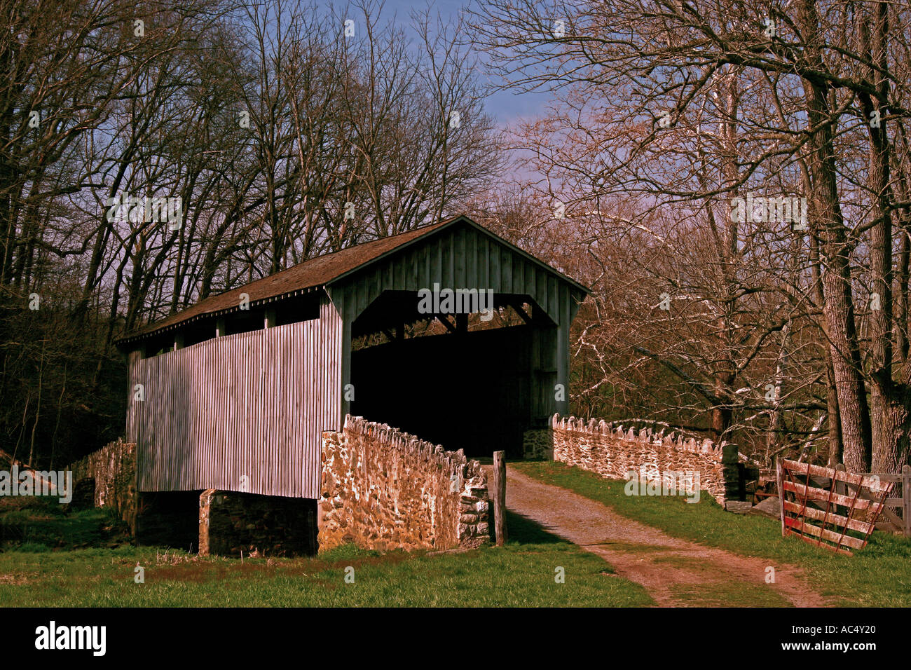 Covered Bridge Stock Photo - Alamy