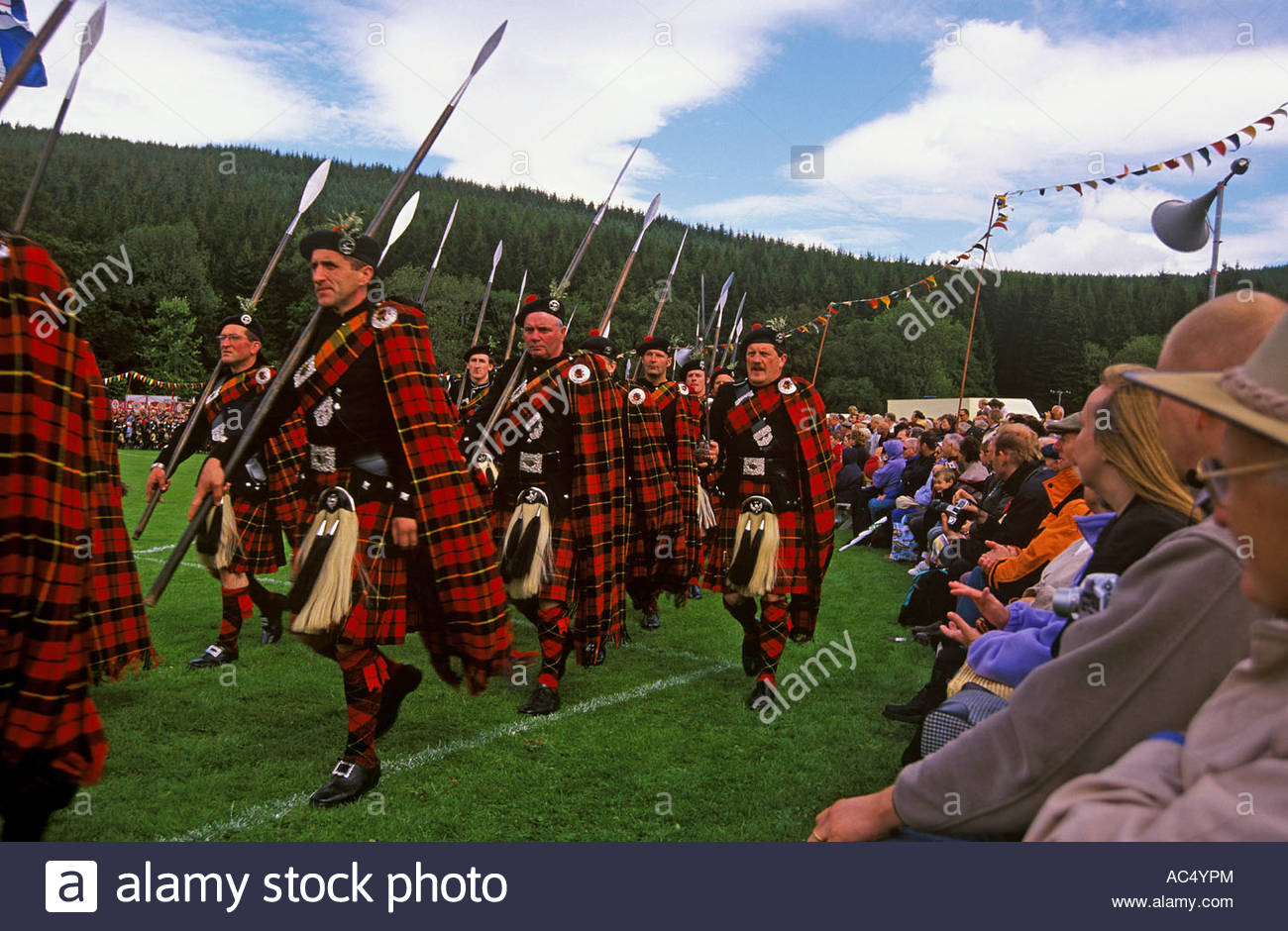 Lonach Gathering Stock Photos & Lonach Gathering Stock Images - Alamy