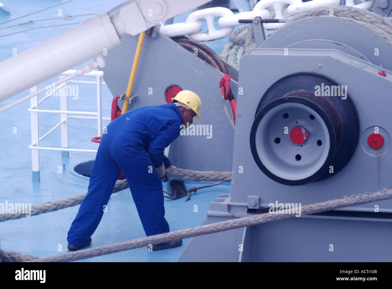 Docking procedure hi-res stock photography and images - Alamy