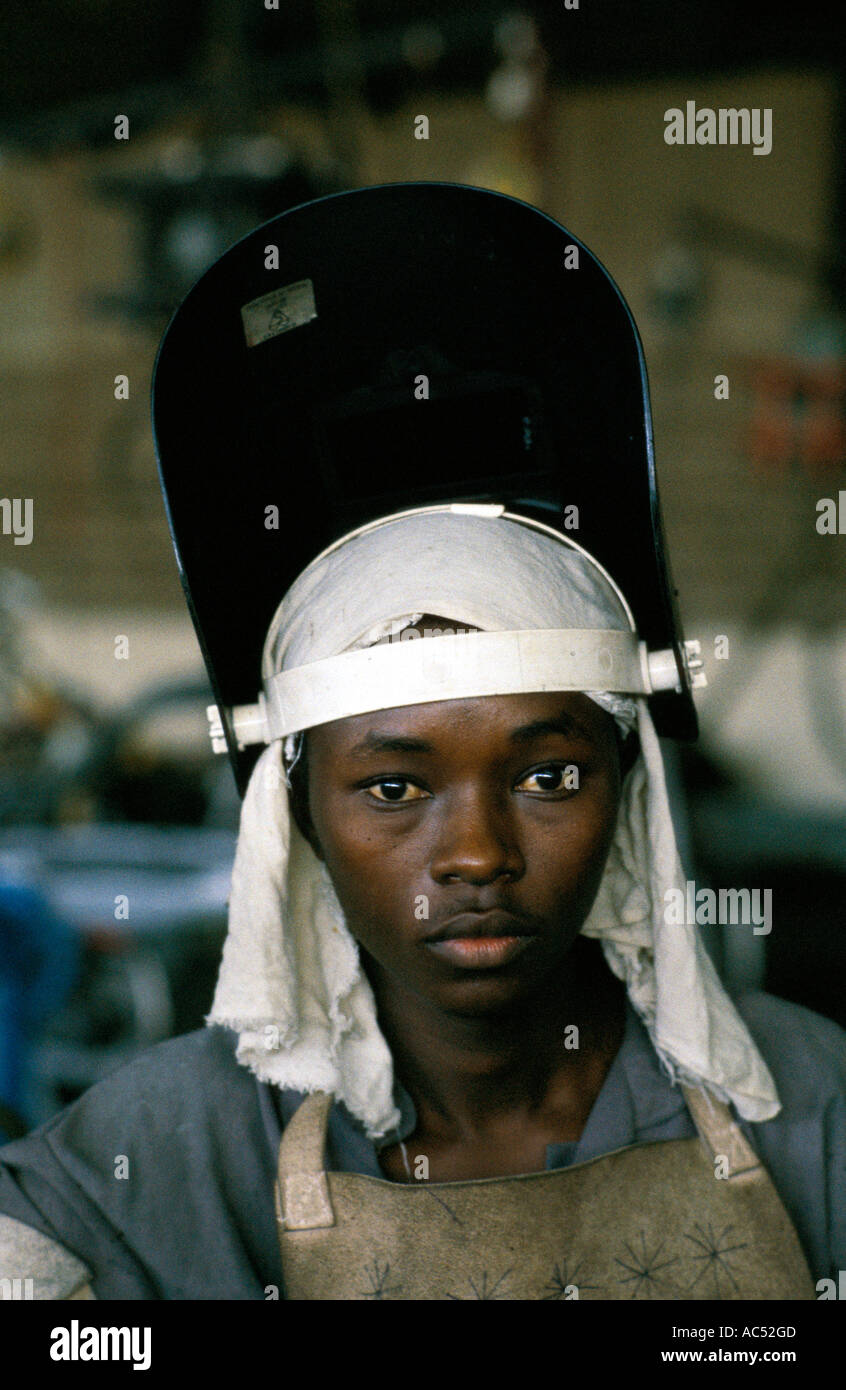 Africa car manufacturing hi-res stock photography and images - Alamy