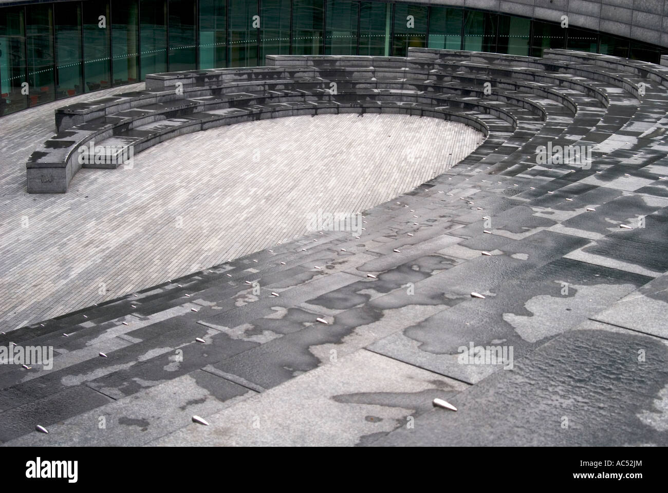 Circular Ampitheatre. The Scoop Next to City Hall London Stock Photo ...