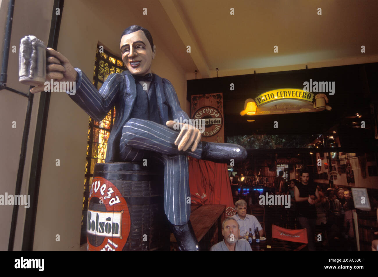 Drinking statue hi-res stock photography and images - Alamy