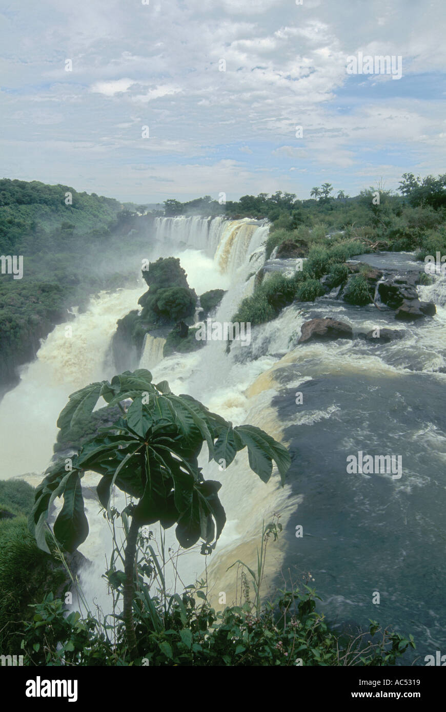 Impressive view iguazu falls hi-res stock photography and images - Alamy
