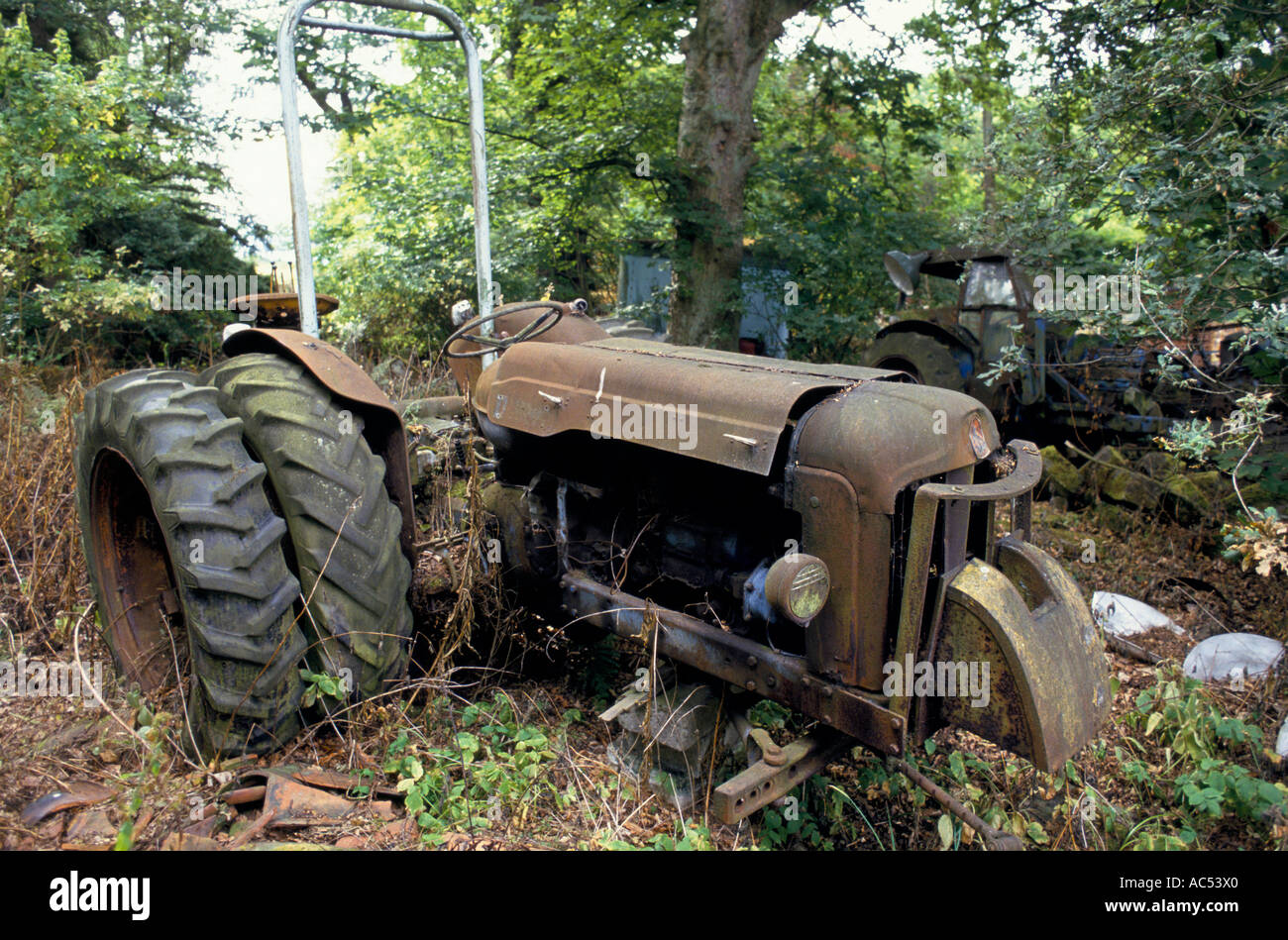 Wrecked farm house hi-res stock photography and images - Alamy