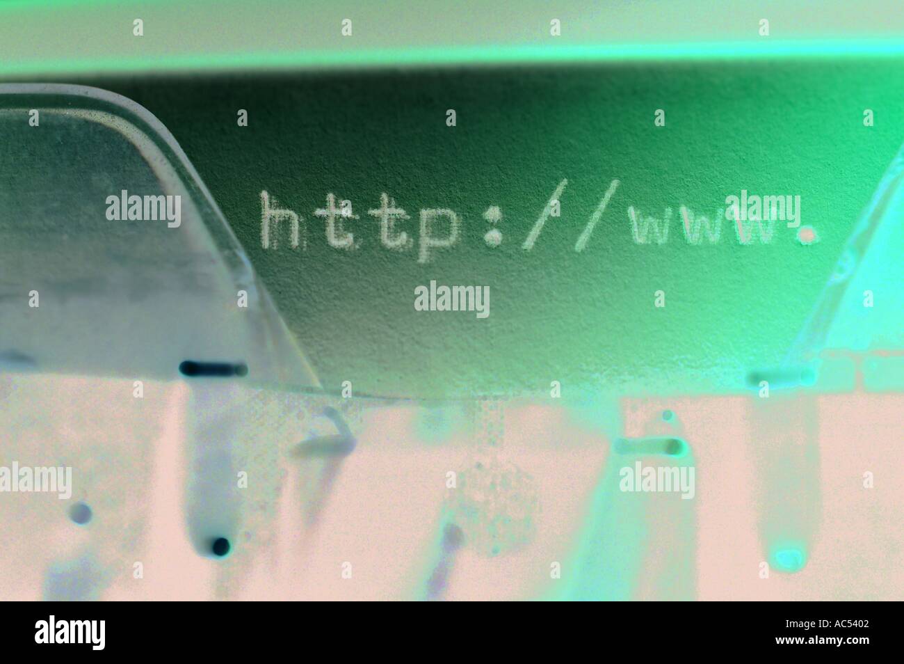 Working typewriter hi-res stock photography and images - Alamy