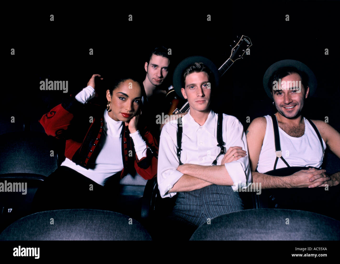 Sade singer hi-res stock photography and images - Alamy