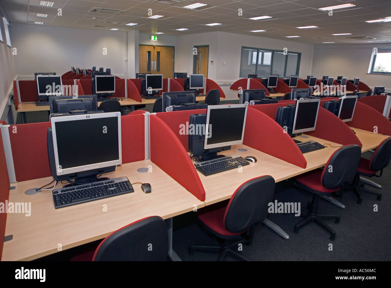 school computer suite layout Stock Photo - Alamy