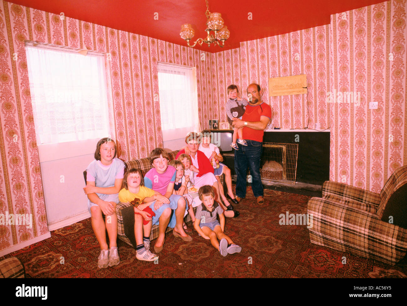 Big catholic family children hi-res stock photography and images - Alamy