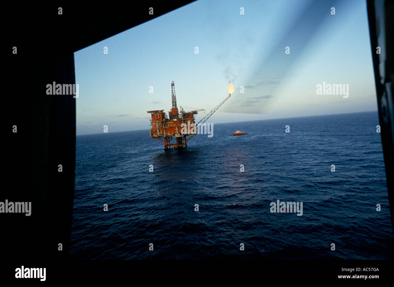 Drilling rig floor hi-res stock photography and images - Alamy