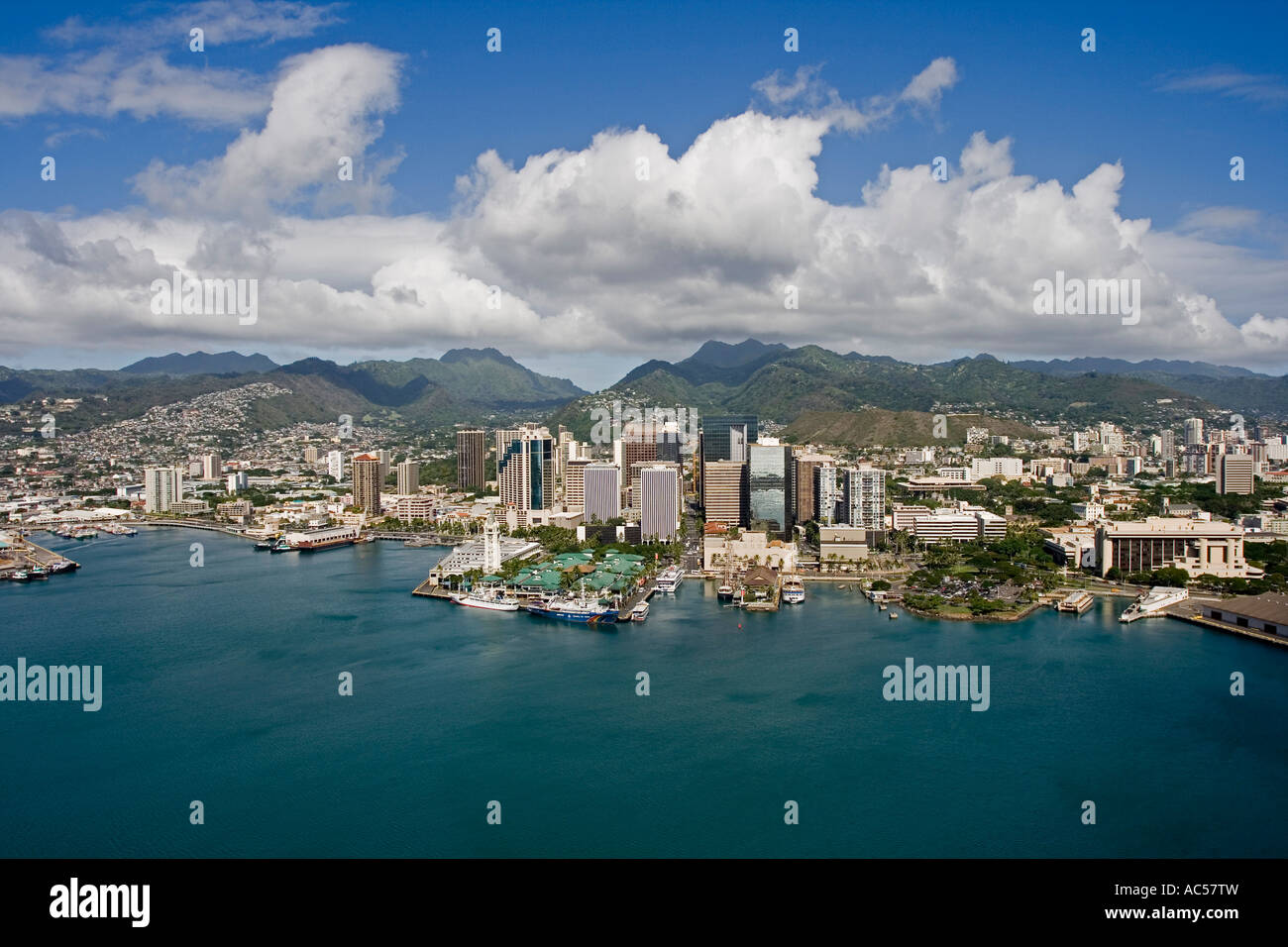 Honolulu Harbor Oahu Hawaii Stock Photo - Alamy