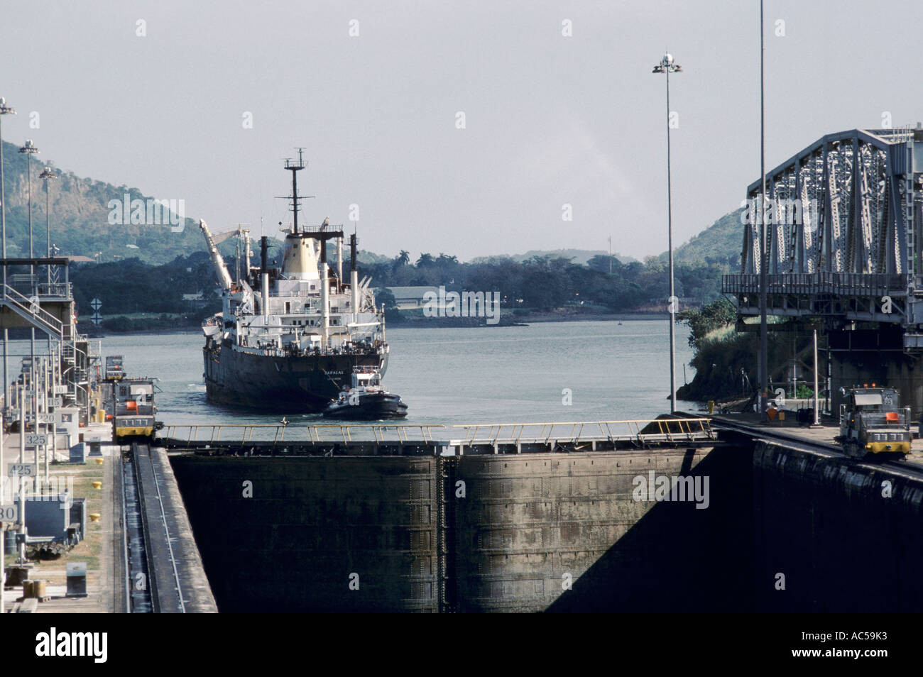 Panama gates hi-res stock photography and images - Alamy