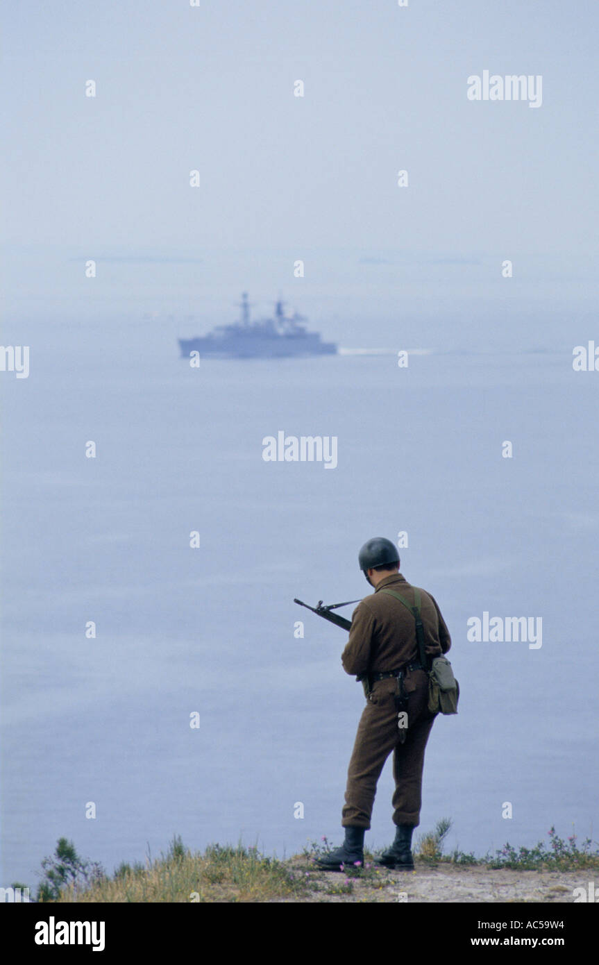 Ship Soldier High Resolution Stock Photography and Images - Alamy