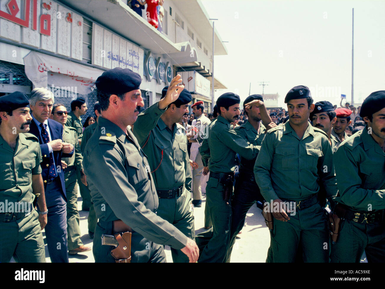 Saddam Hussein Poster High Resolution Stock Photography and Images - Alamy