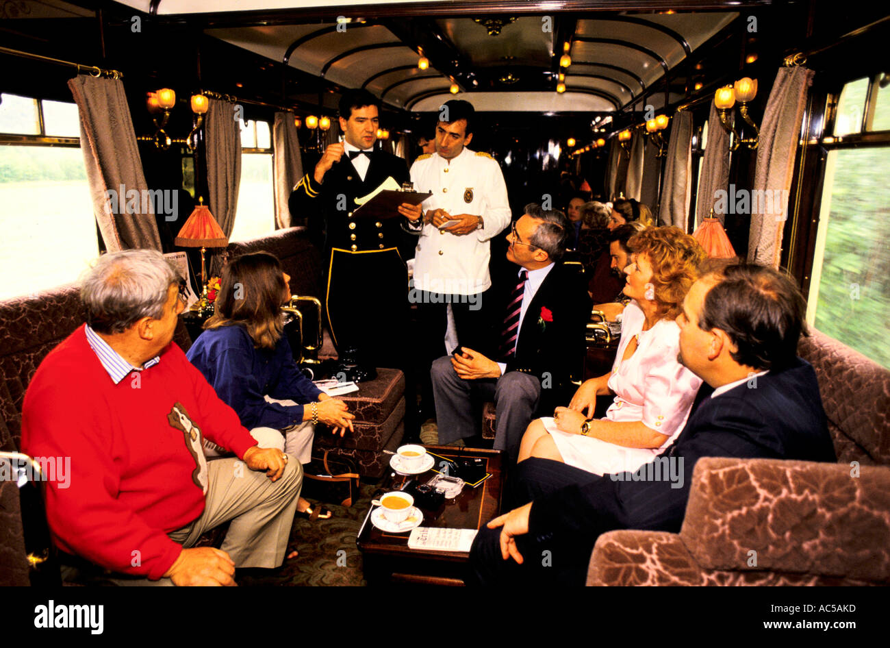 Waiter livery hi-res stock photography and images - Alamy