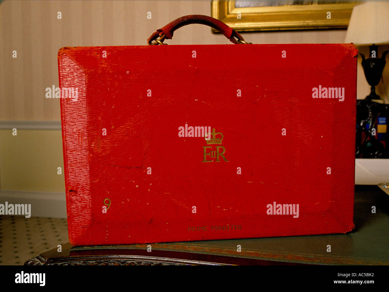 Budget briefcase hi-res stock photography and images - Alamy