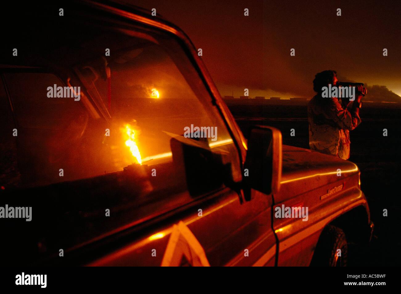 Burning Oil Fields Kuwait High Resolution Stock Photography and Images ...