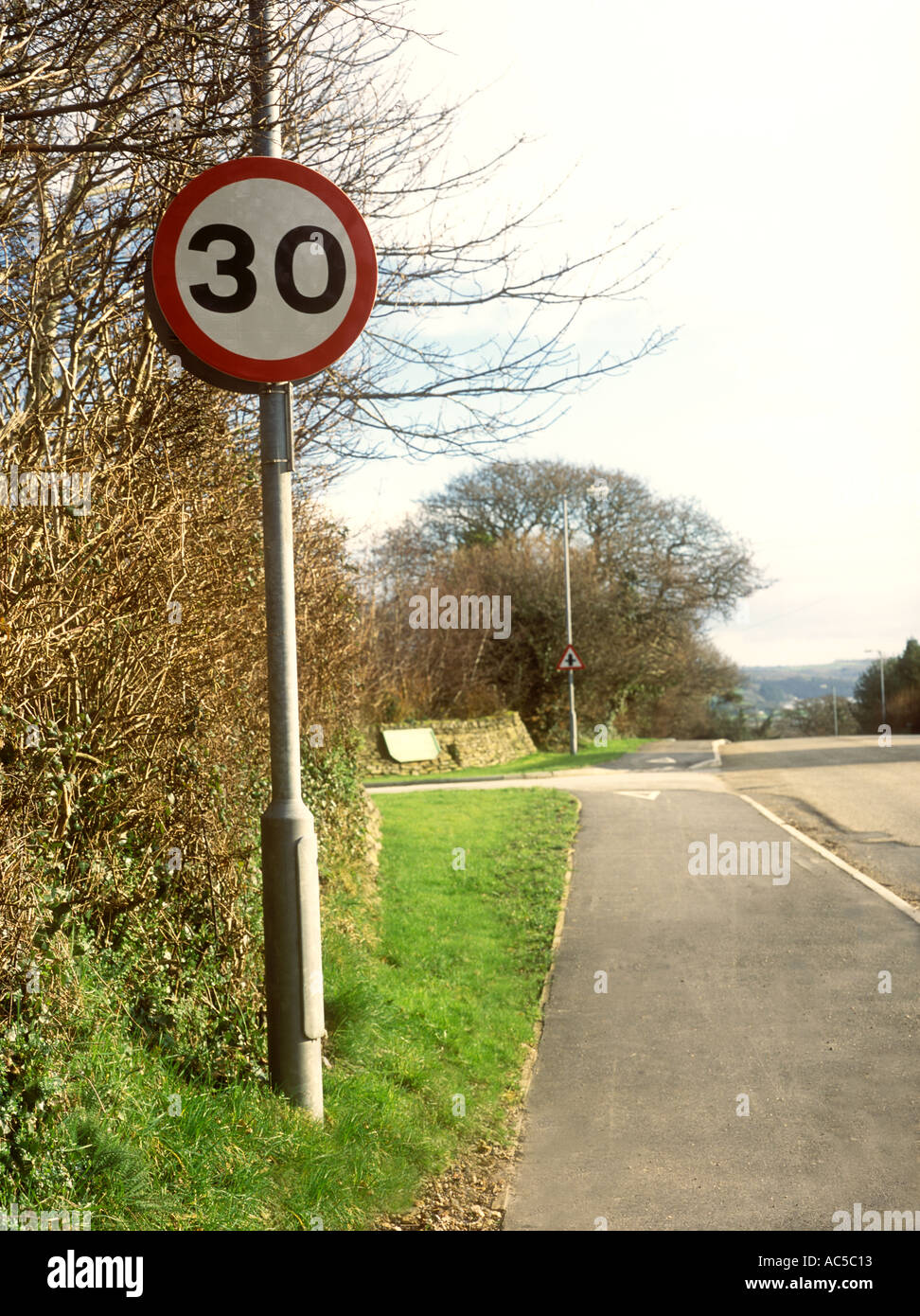 30 Mph Stock Photos & 30 Mph Stock Images - Alamy