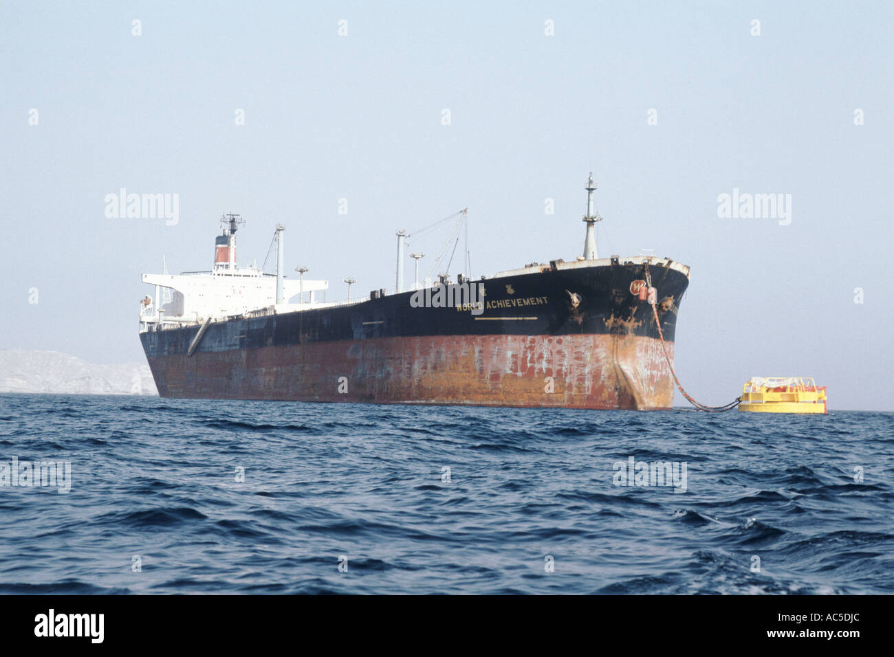 Oil industry boat hi-res stock photography and images - Alamy
