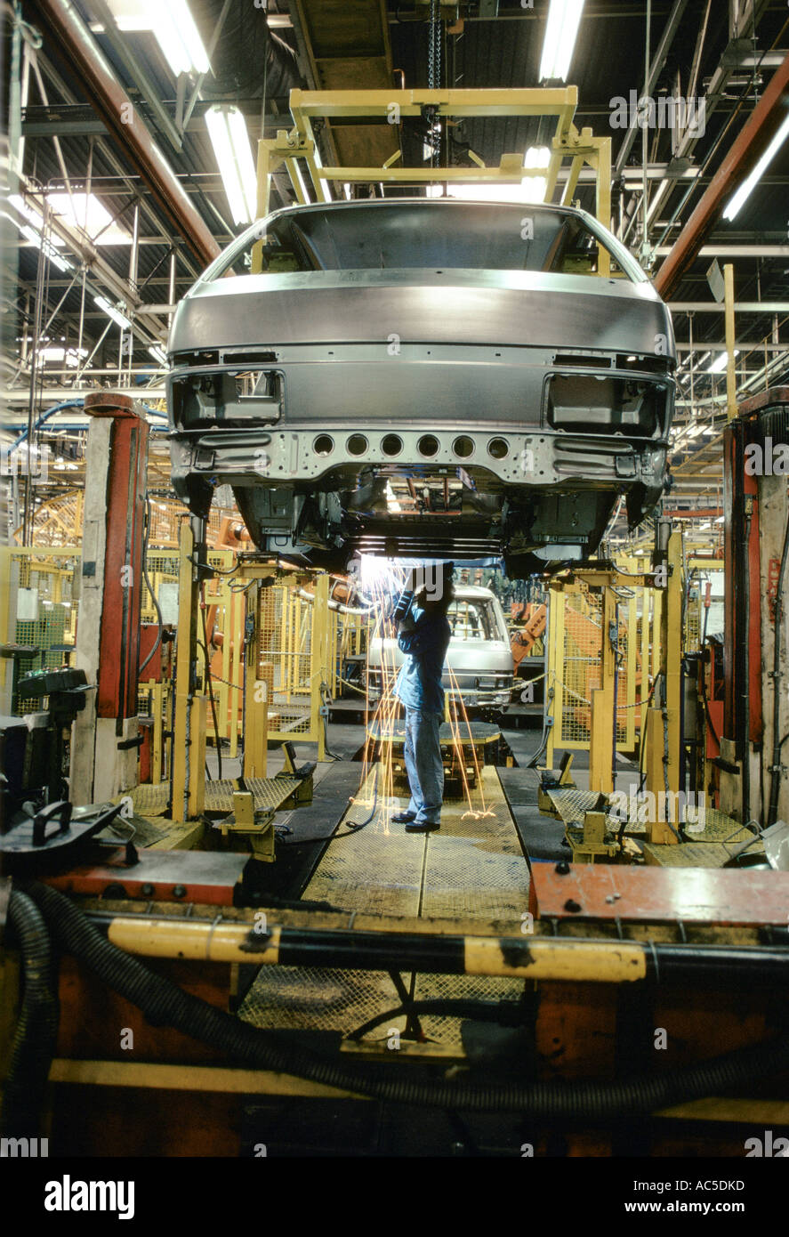 Car mechanics welding hi-res stock photography and images - Alamy