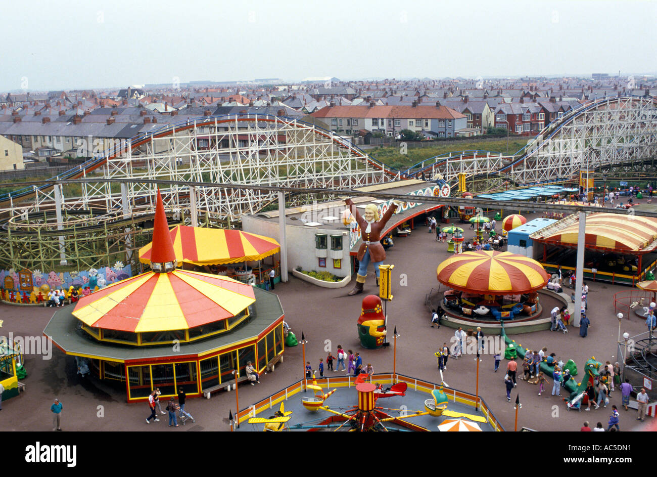 Indoor fairground hi-res stock photography and images - Alamy