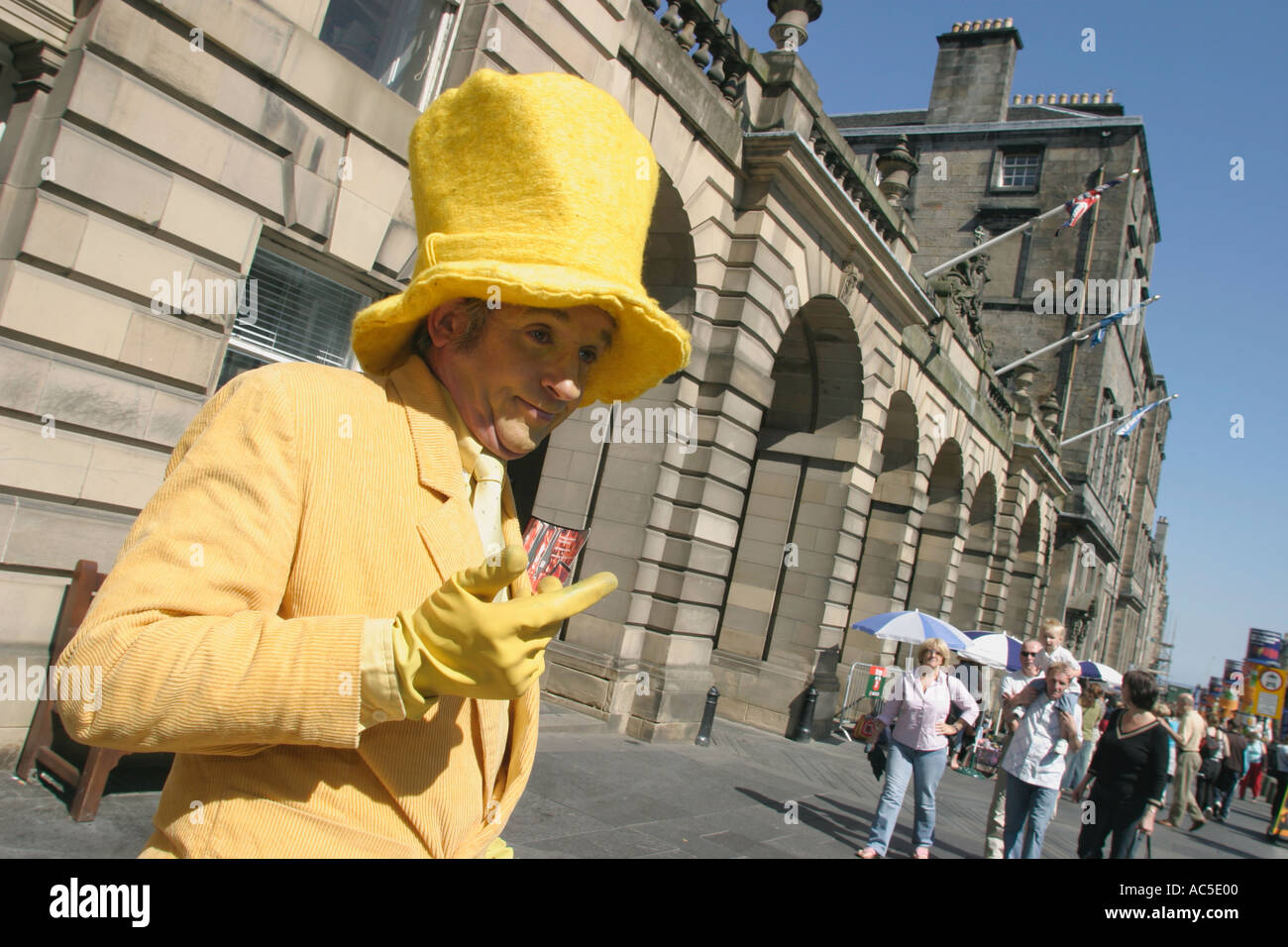 Yellow fringe hi-res stock photography and images - Alamy