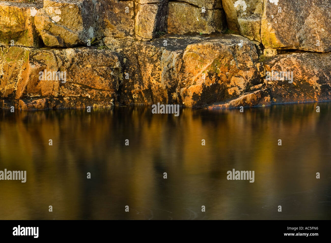 Reflected light horizontal hi-res stock photography and images - Alamy
