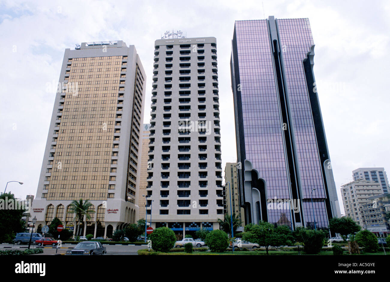 Uae abu dhabi 1990 High Resolution Stock Photography and Images - Alamy