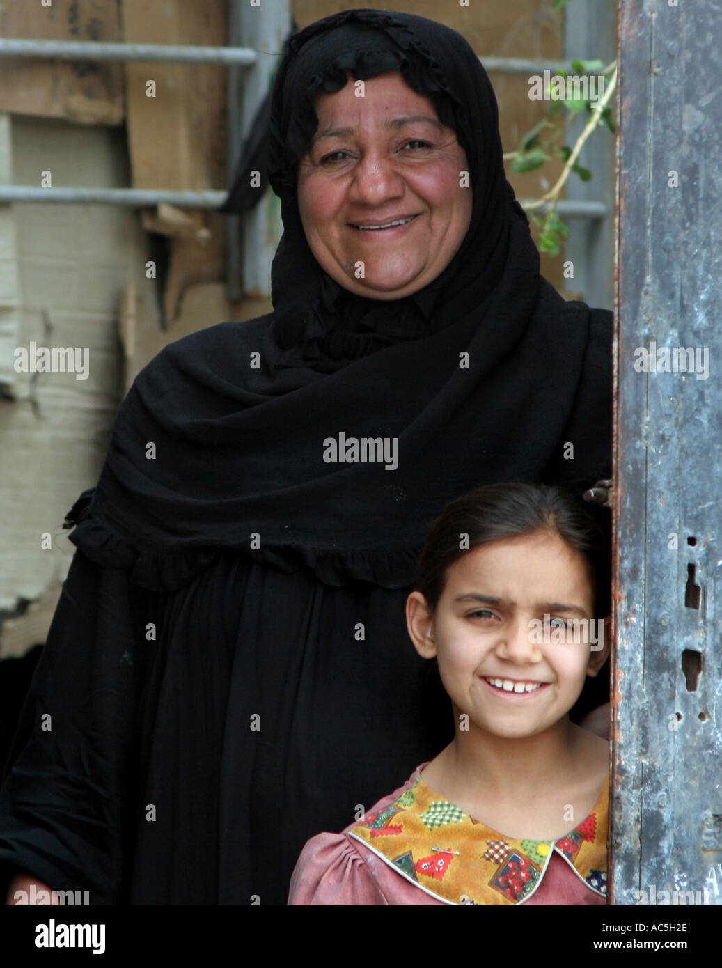 Iraq basra 2005 A woman and her granddaughter in Basra Iraq 2005 Stock ...
