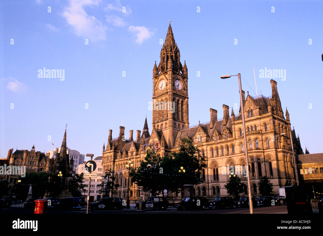 Manchester town hall aerial hi-res stock photography and images - Alamy