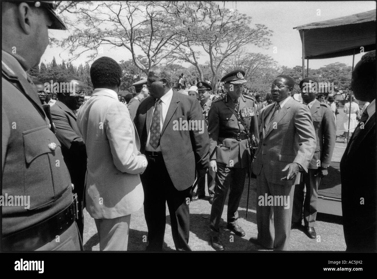 Zimbabwe people speaking hi-res stock photography and images - Alamy