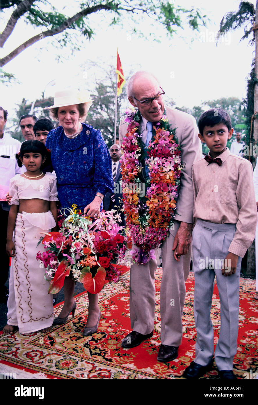 Margaret thatcher parliament hat hi-res stock photography and images ...