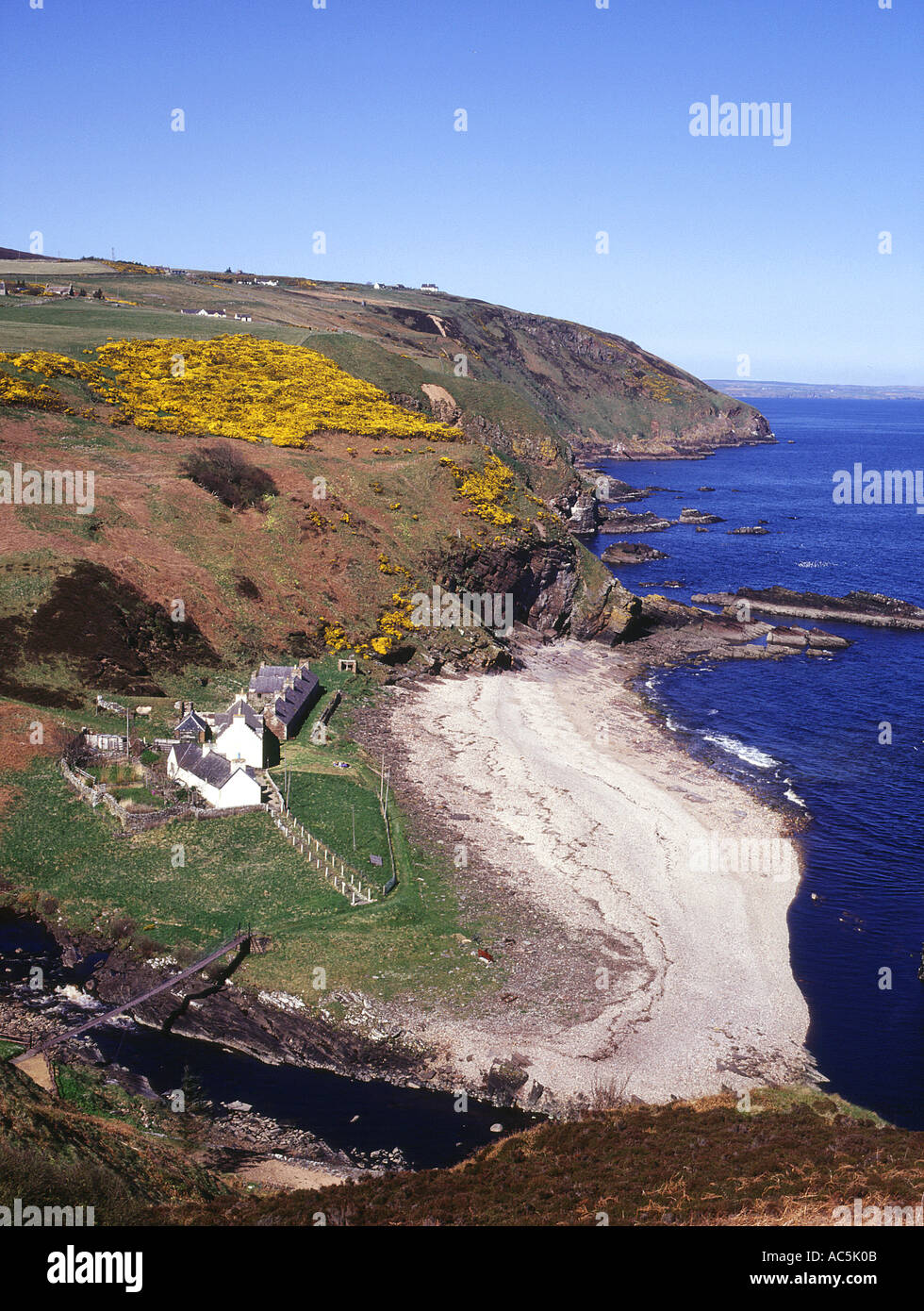 Dh berriedale caithness beach coast hi-res stock photography and images ...