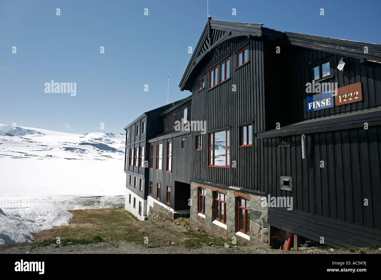 Finse railway station norway hi-res stock photography and images - Alamy
