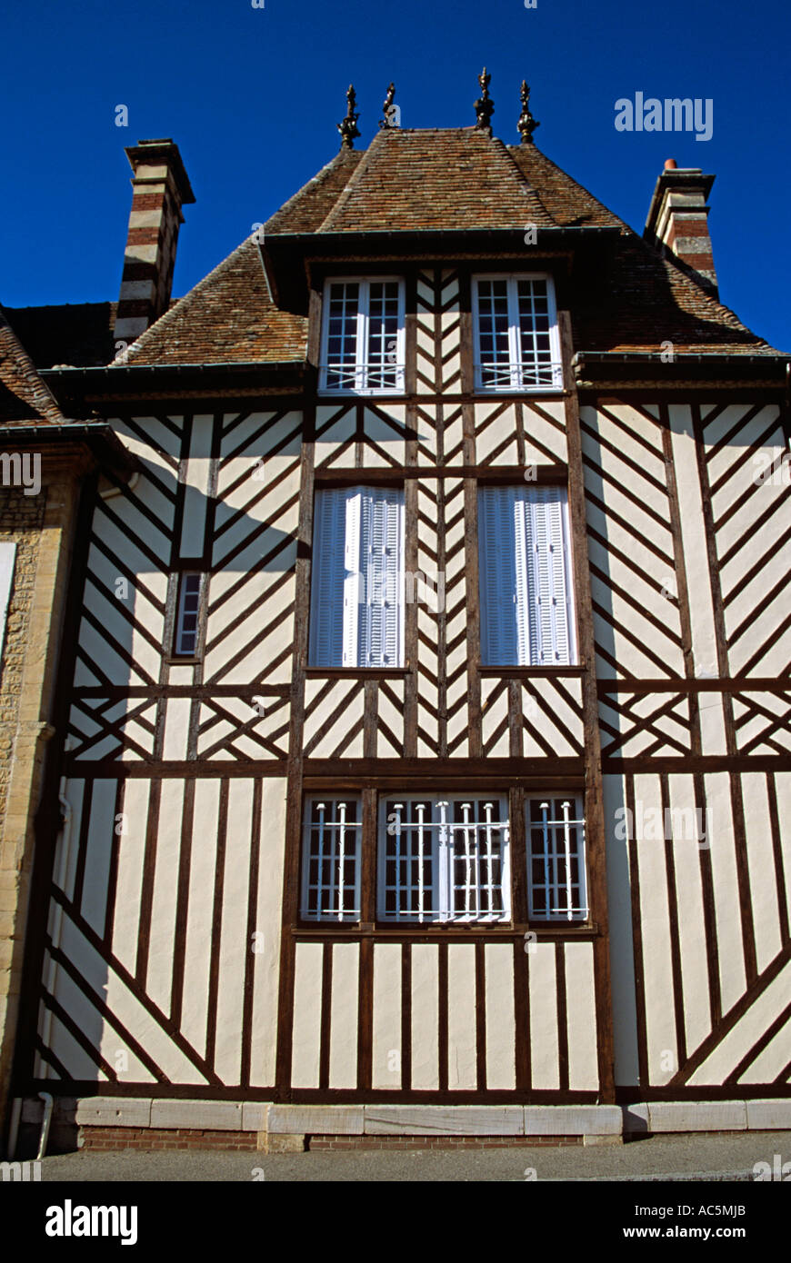 Saint pierre sur dives normandie hi-res stock photography and images ...