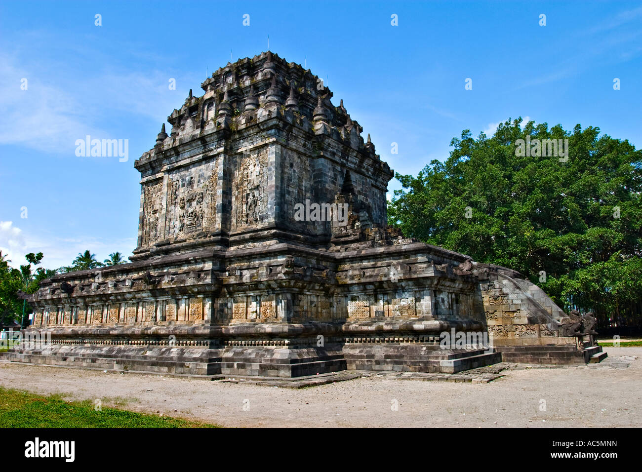 Java king hi-res stock photography and images - Alamy