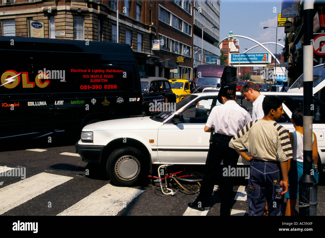 London 1995 police hi-res stock photography and images - Alamy