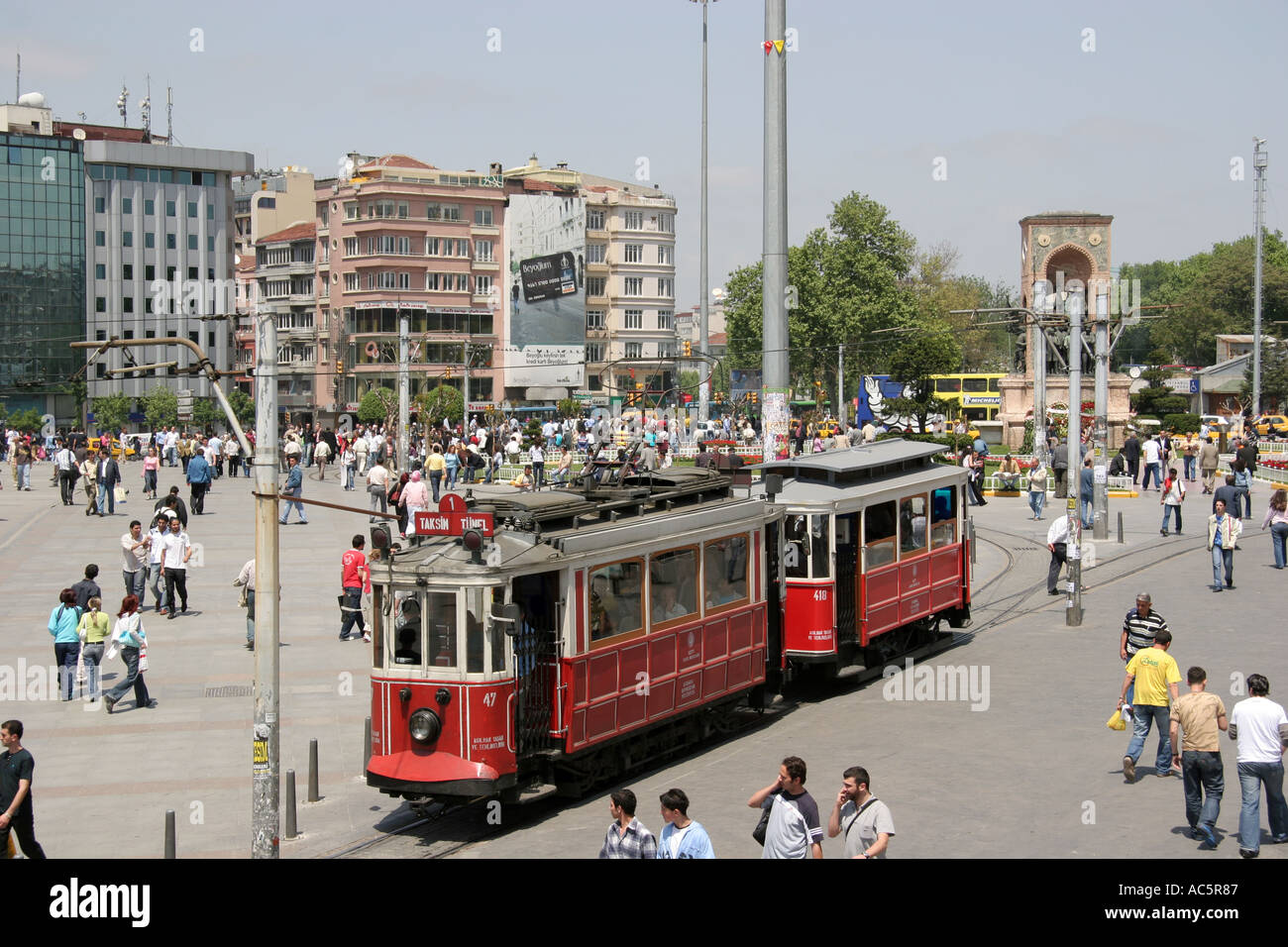 Taksim platz hi-res stock photography and images - Alamy