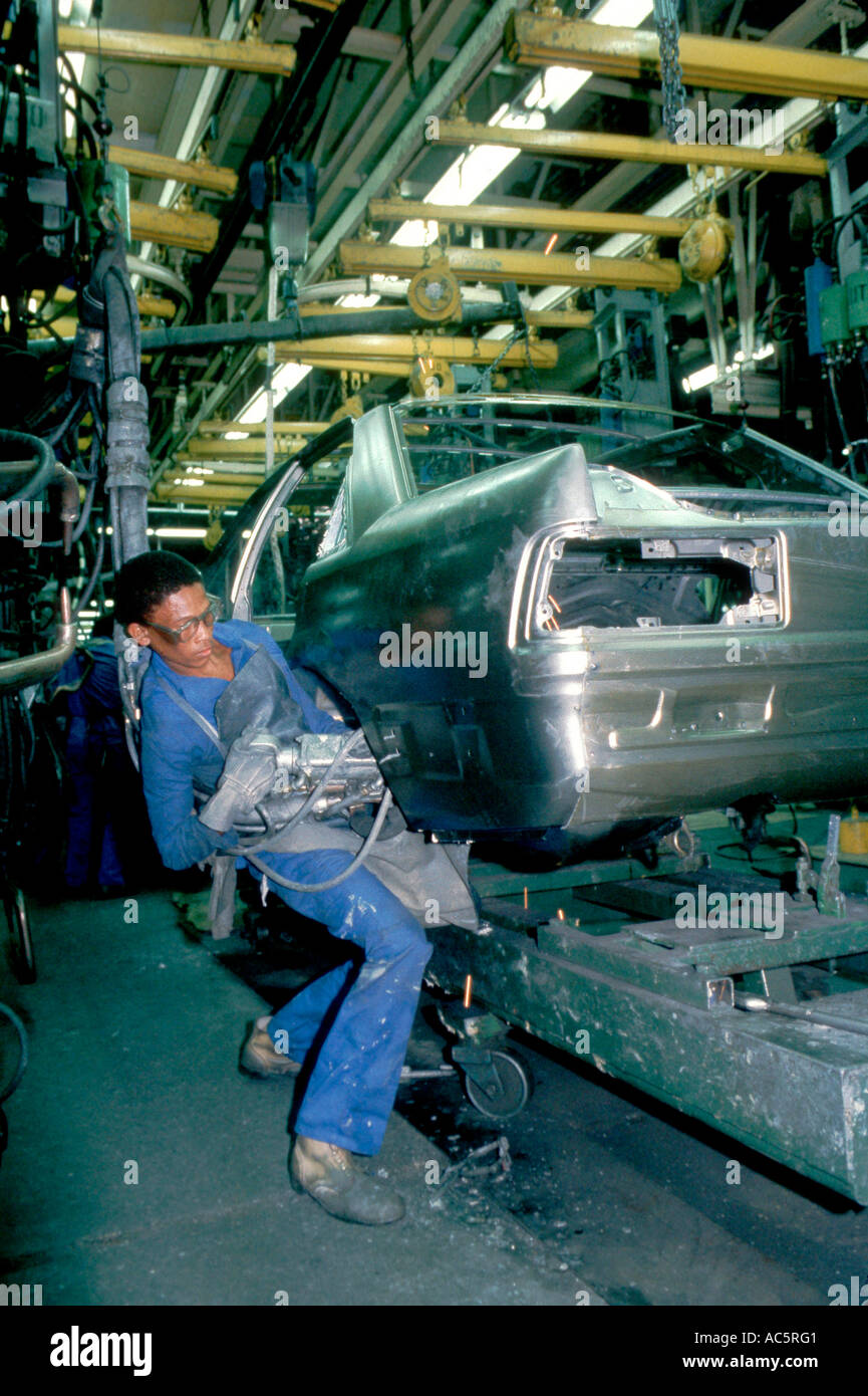 Car manufacturing africa hi-res stock photography and images - Alamy