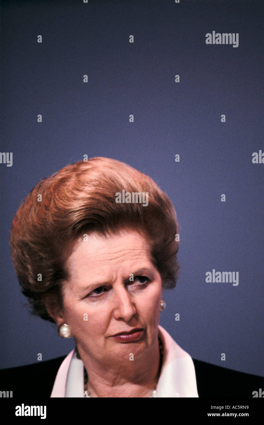 Margaret thatcher 1990 tory conference hi-res stock photography and ...