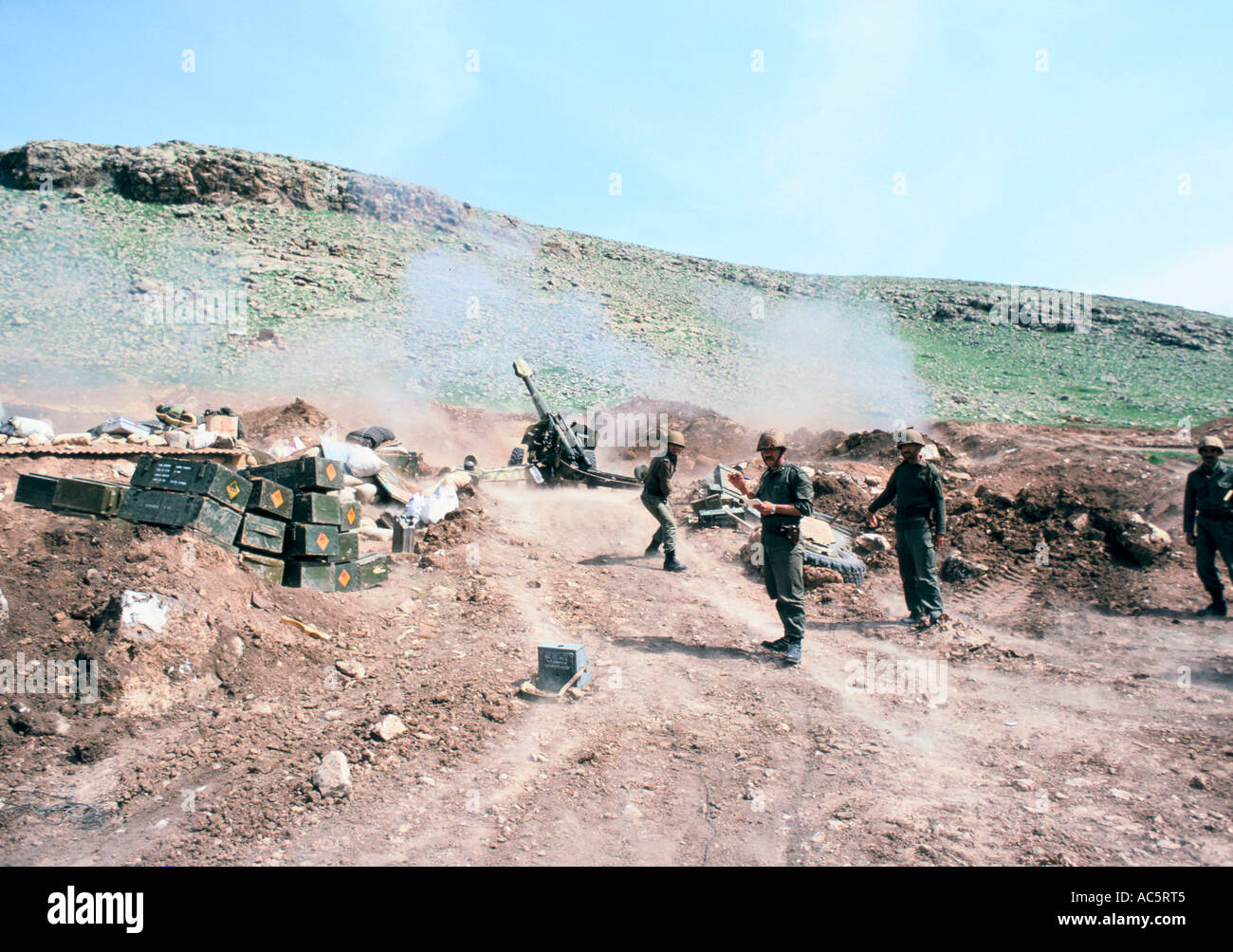 Iraqi armed forces hi-res stock photography and images - Alamy