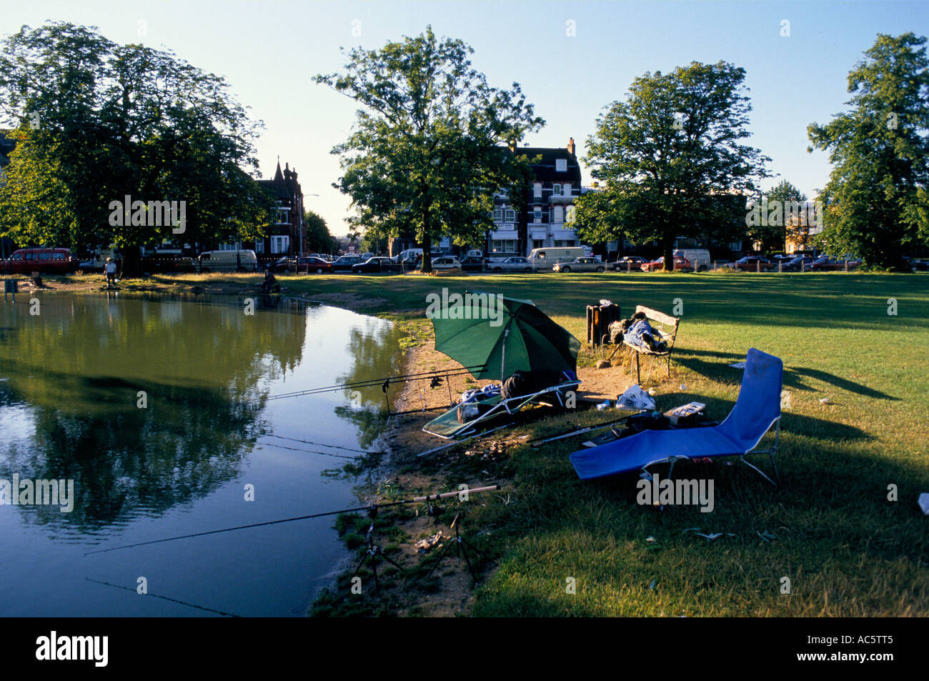 Pond clapham common hi-res stock photography and images - Alamy
